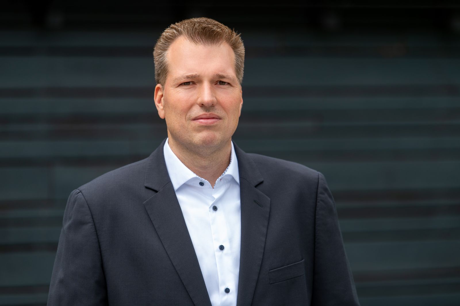 Turn key logistic systems & logistic solutions, intralogi | Gilgen ...